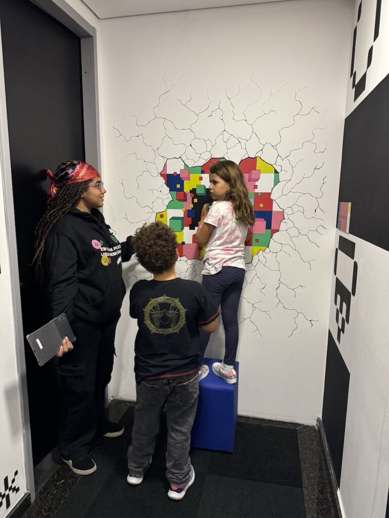 Arena Pixel: espaço com jogos para crianças em SP